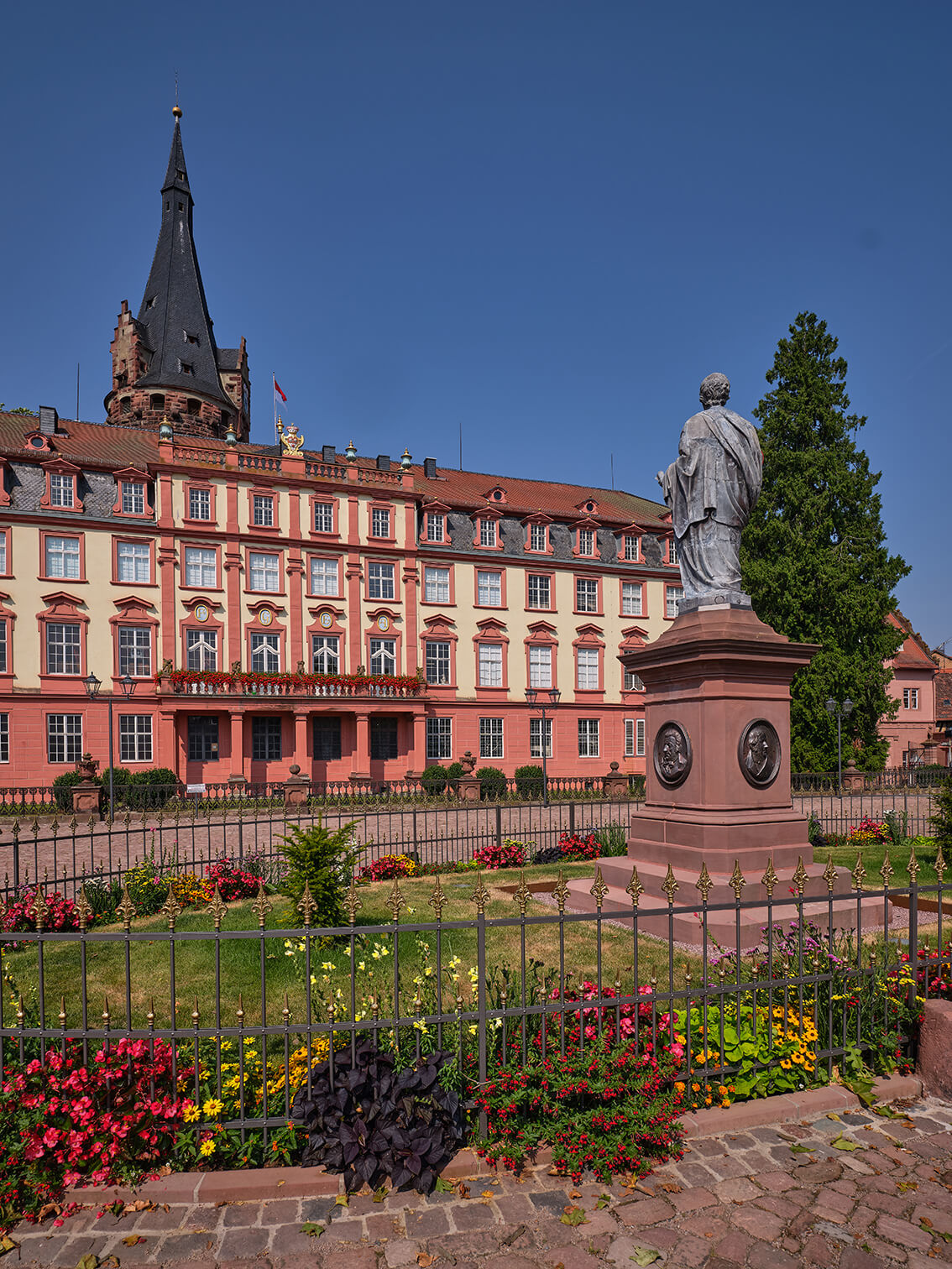 Schloss Erbach - Auf Entdeckungstour längst vergangener Lebenswelten ...